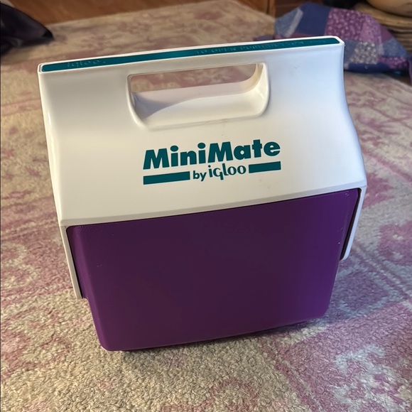 Igloo | Other | Vintage Igloo Minimate Cooler White And Purple | Poshmark